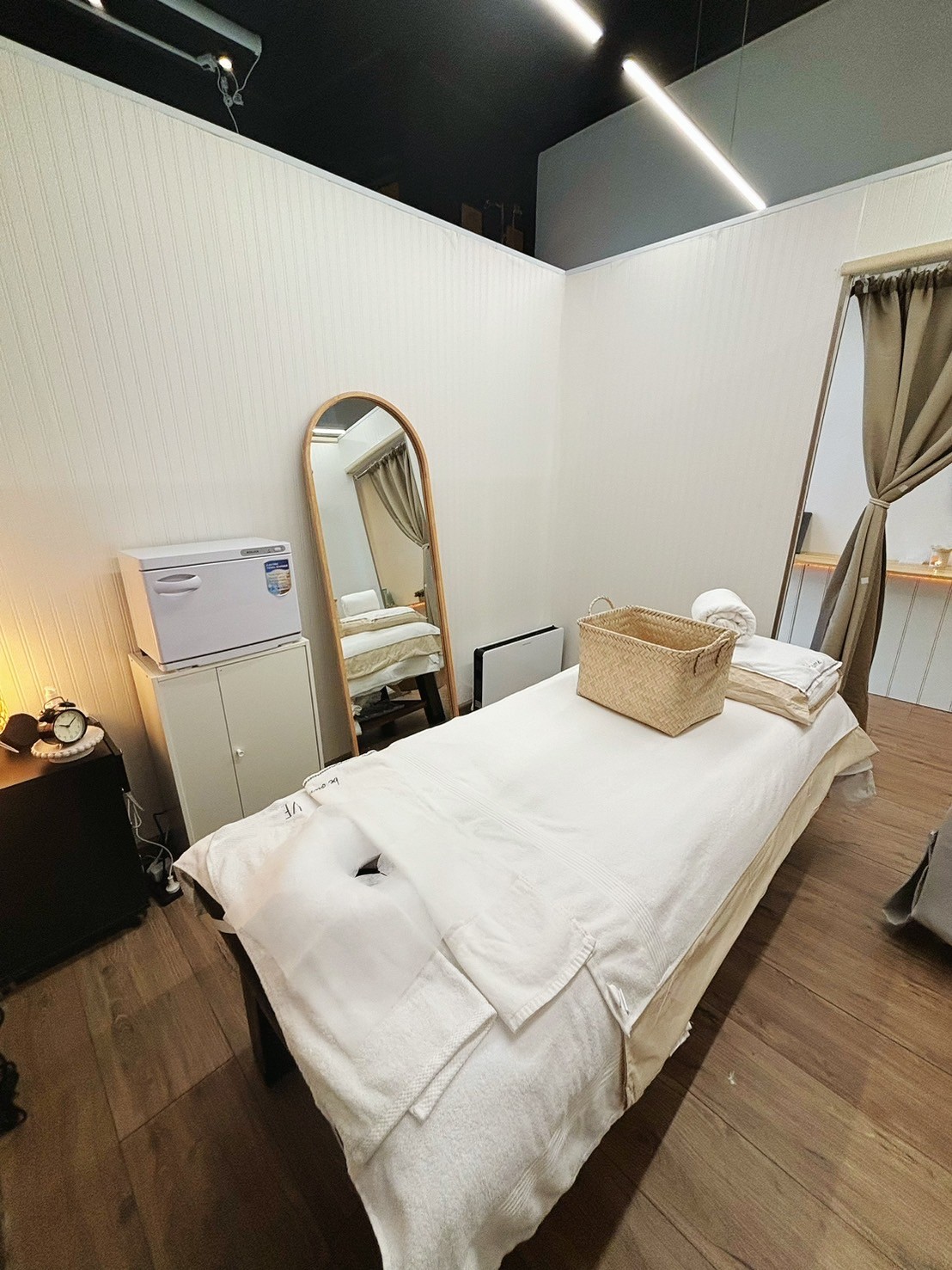 Clear Sky Thai Massage & Sleep Salon